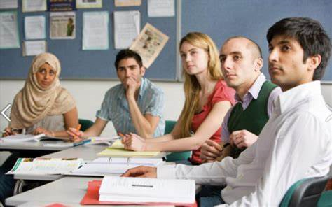 کلاس نیمه خصوصی پارت ۱ اسپیکینگ آیلتس (حضوری) - آیلتس دلیری